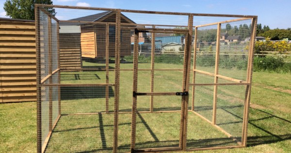 6ft x 9ft Aviary Chicken Rabbit Run 19G 184cm x 93cm